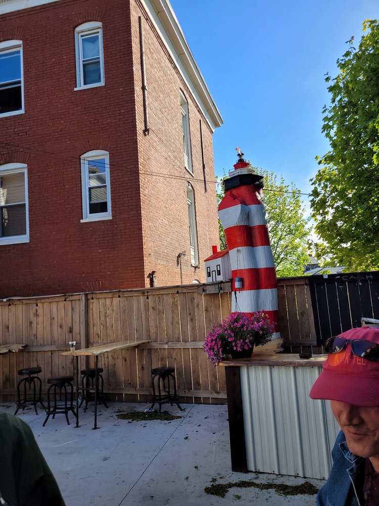 MUNJOY HILL TAVERN - Updated January 2025 - 43 Photos & 23 Reviews ...