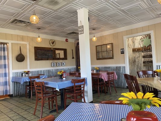 SIMPLY SOUTHERN KITCHEN - Updated January 2026 - 74 Photos & 131 ...