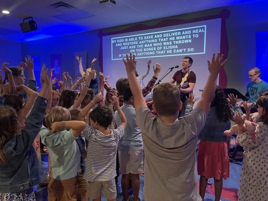 SOUTHPOINT COMMUNITY CHURCH - Updated October 2025 - 63 Photos & 13 ...