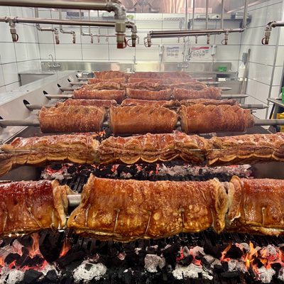 BAI CEBU LECHON - Updated October 2025 - 336 Photos & 124 Reviews ...