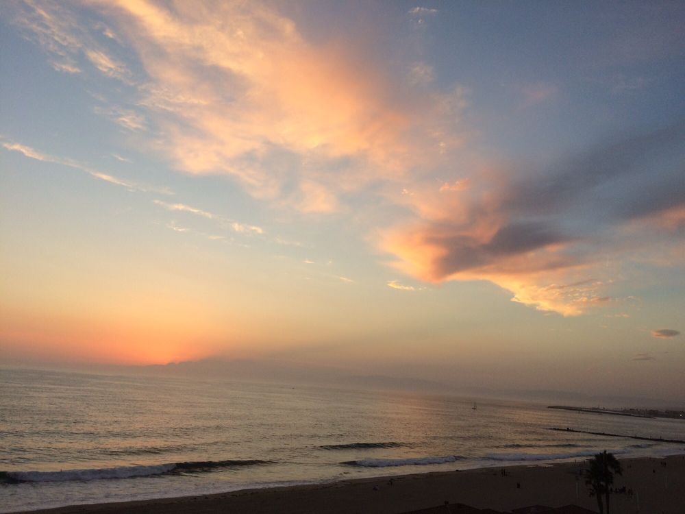 TOPAZ BEACH - Updated February 2025 - 53 Photos - Topaz St, Redondo ...