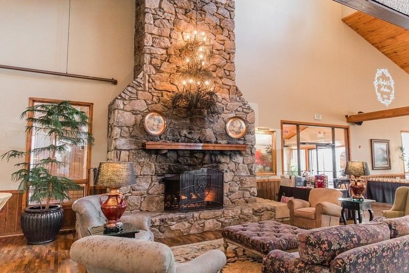 THE CREST CENTER AND PAVILION - Updated October 2025 - 20 Photos - 22 ...