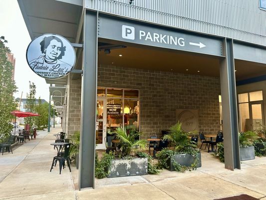 THE CHEESECAKE CORNER AT FANNIE LOU’S - Updated December 2025 - 500 ...