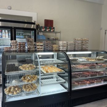 VAN BAKERY - Updated December 2025 - 113 Photos & 81 Reviews - 1000 E ...