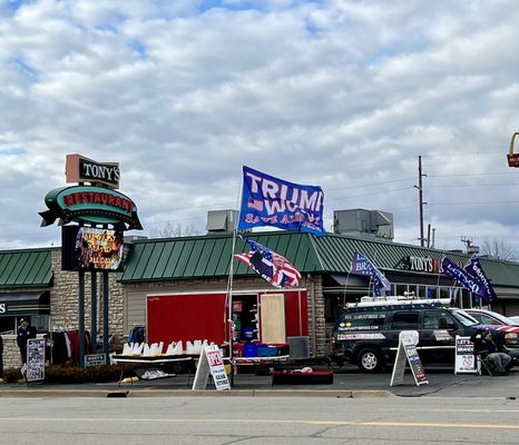 TONY’S I-75 RESTAURANT - Updated May 2024 - 696 Photos & 578 Reviews ...