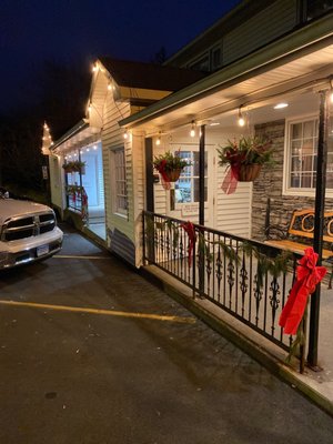 BROOKSIDE INN RESTAURANT - Updated October 2025 - 54 Photos & 100 ...