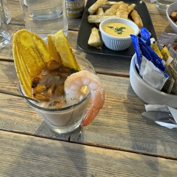 AVENIDA PERU - Updated December 2025 - 89 Photos & 54 Reviews - 3131 N ...