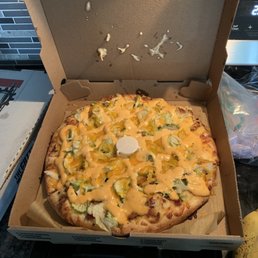 CATTY CORNER NEIGHBORHOOD PUB & PIE - Updated July 2025 - 72 Photos ...