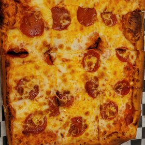 PIZZA CHAPEL - Updated July 2024 - 121 Photos & 116 Reviews - 637 10th ...