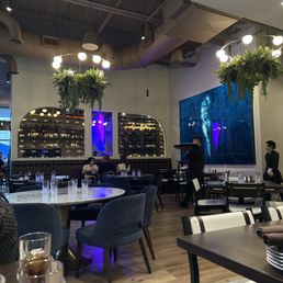 TRE ON MAIN - Updated May 2025 - 95 Photos & 58 Reviews - 10 E Main St ...