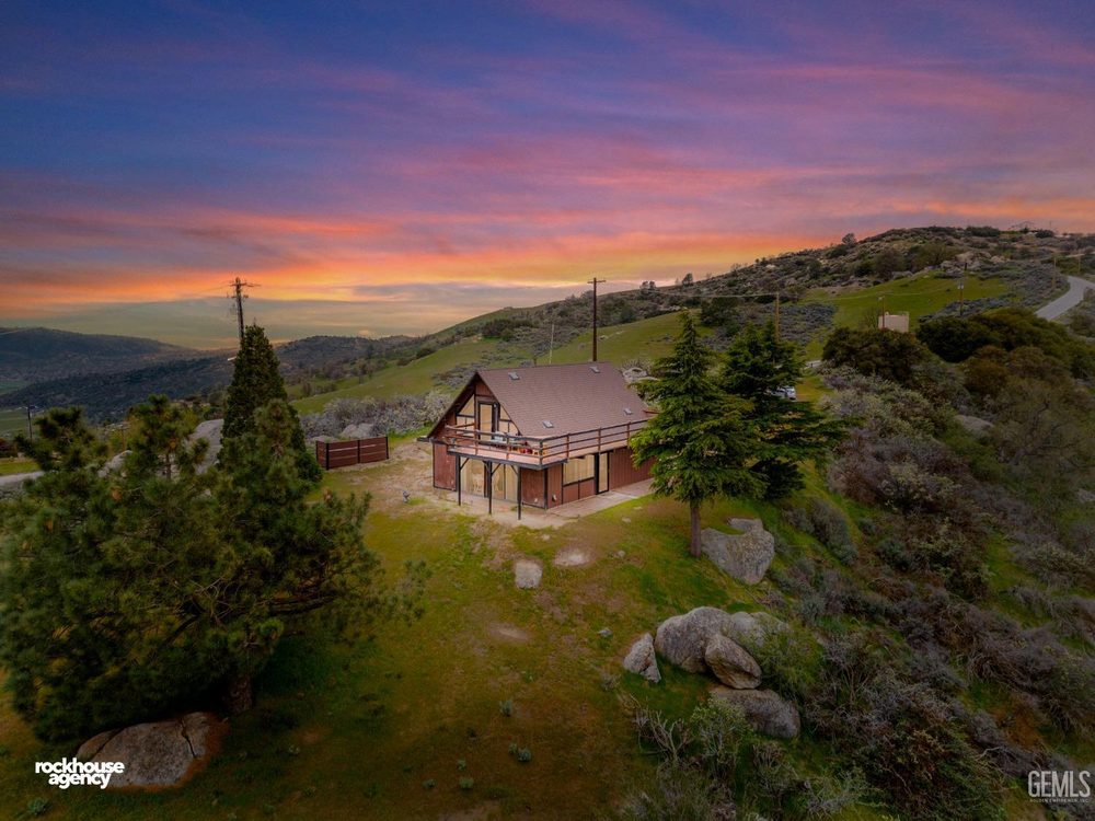 LISA DIANA PEREZ - POSH PROPERTIES - Updated October 2025 - Contact ...