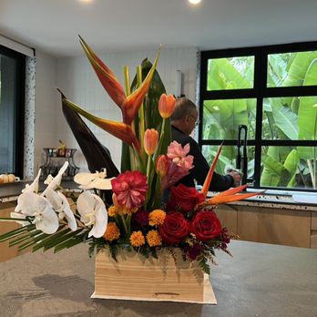 FRANCO’S FLOWERS - Updated August 2024 - 384 Photos & 247 Reviews - 842 ...