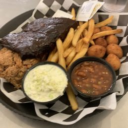 CHECKERED PIG BBQ & RIBS - 52 Photos & 70 Reviews - Barbeque - 1014 ...