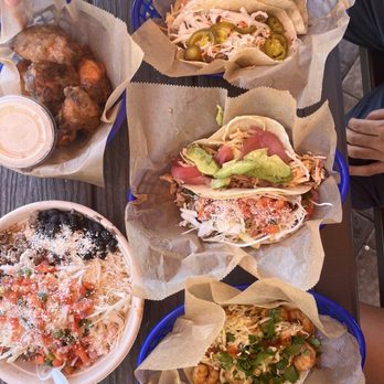 SHAKA TACO - Updated August 2024 - 332 Photos & 535 Reviews - 107 N ...