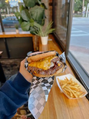 CRAFT AND GROWLER - 177 Photos & 202 Reviews - 3601 Parry Ave, Dallas ...
