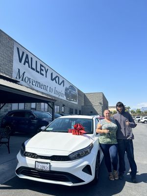 VALLEY KIA OF FONTANA - Updated September 2025 - 304 Photos & 684 ...