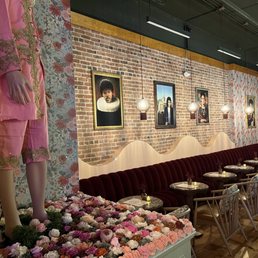 PRIMROSE BAR & LOUNGE - Updated July 2025 - 22 Photos - 111 W Main St ...