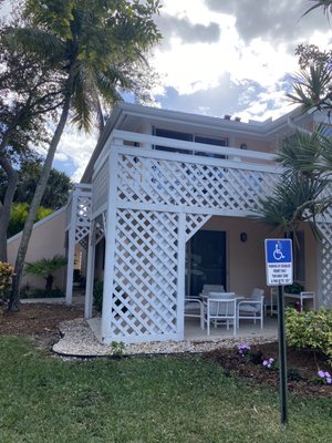 JUPITER BAY RESORT SALES & RENTALS - Updated October 2025 - 251 S US ...