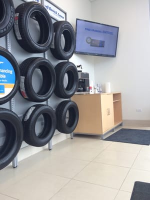 HOPKINS FORD OF ELGIN - Updated September 2025 - 37 Photos & 105 ...