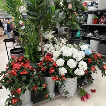 MARSHALLS - Updated October 2025 - 13 Photos - Comerio Blvd & Expo De ...