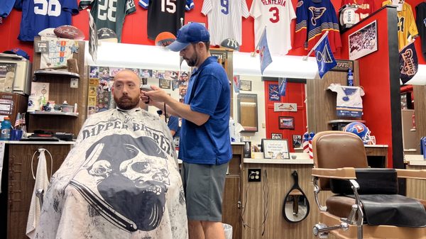 MAGIC RAZOR BARBER SHOP - Updated December 2025 - 17 Reviews - 631 ...