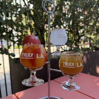 TRULY LA - Updated July 2025 - 929 Photos & 388 Reviews - 218 Traction ...