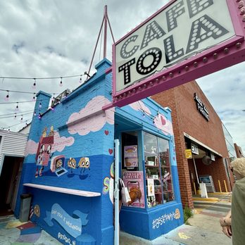 CAFE TOLA - Updated October 2025 - 368 Photos & 382 Reviews - 3612 N ...