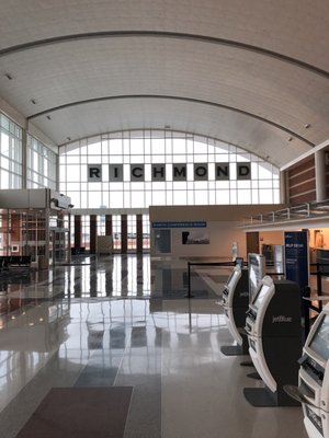 RICHMOND INTERNATIONAL AIRPORT - 204 Photos & 299 Reviews - Airports ...