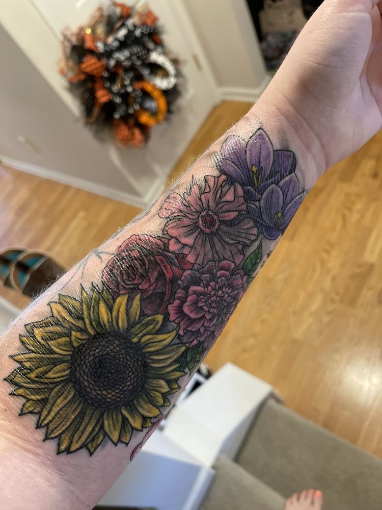 APEX TATTOO FACTORY - 160 Photos & 30 Reviews - 500 E Williams St, Apex ...