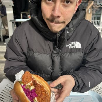 PRETTY BIRD HOT CHICKEN - DOWNTOWN - Updated July 2025 - 991 Photos ...