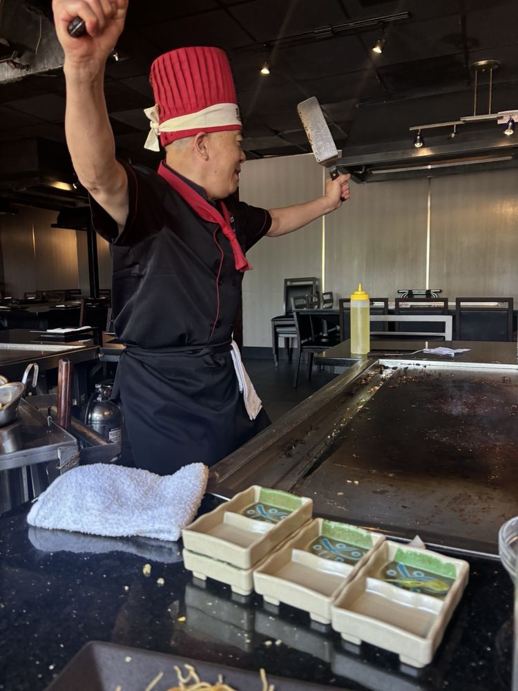 SAKURA JAPANESE RESTAURANT - Updated September 2025 - 178 Photos & 265 Reviews - 680 Post Rd E ...