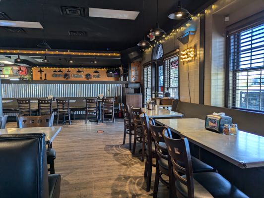 GUYS PIZZA 81 - Updated December 2025 - 22 Photos & 44 Reviews - 3622 N ...