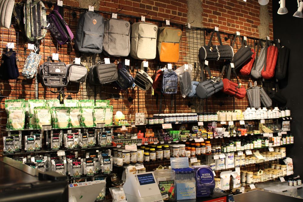 AMSTERDAM SMOKE & VAPE SHOP - Updated November 2024 - 39 Photos & 104 ...