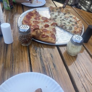 MARINER PIZZA - 39 Photos & 71 Reviews - 7003 N Ocean Blvd, Myrtle ...