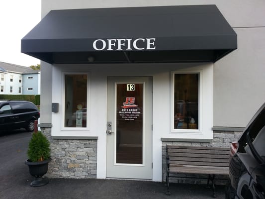 J & E AUTO BODY - Updated December 2025 - 25 Reviews - 13 N Main St ...