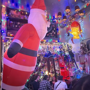 THE TIN WIDOW - Updated December 2024 - 106 Photos & 88 Reviews - 703 S ...