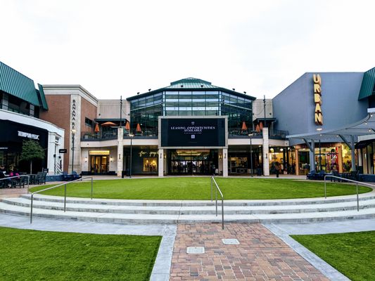 THE WOODLANDS MALL - Updated December 2025 - 378 Photos & 184 Reviews ...