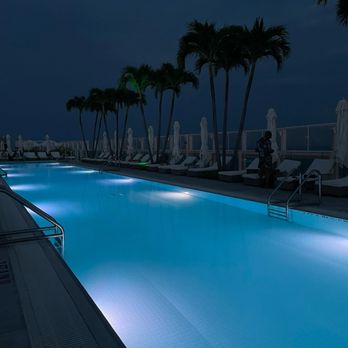 WATR AT THE 1 ROOFTOP - Updated September 2024 - 943 Photos & 531 ...