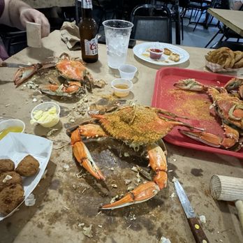 CAPTAIN PELL’S FAIRFAX CRABHOUSE - Updated October 2024 - 488 Photos ...
