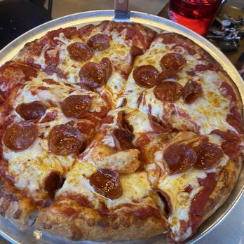 CALIENTE PIZZA & DRAFTHOUSE - Updated December 2025 - 143 Photos & 291 ...