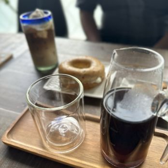 MAKARIO COFFEE ROASTERS - Updated September 2024 - 414 Photos & 271 Reviews - 2613 Colby Ave ...