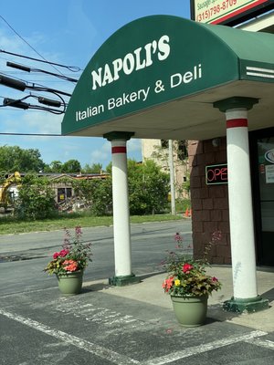 NAPOLI’S ITALIAN BAKERY - Updated June 2024 - 14 Photos & 23 Reviews ...