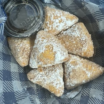 CRACKER BARREL OLD COUNTRY STORE - Updated April 2024 - 335 Photos ...