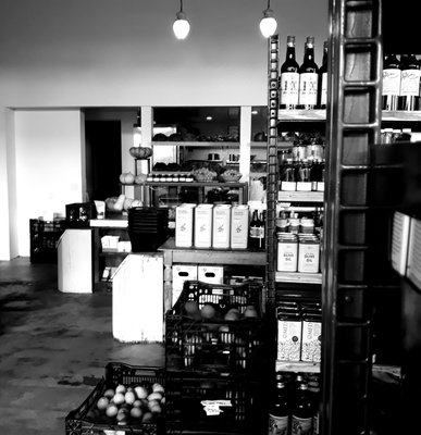 GJUSTA GROCER - Updated September 2025 - 65 Photos & 35 Reviews - 105 ...