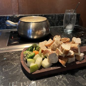 THE MELTING POT - Updated December 2025 - 102 Photos & 211 Reviews ...