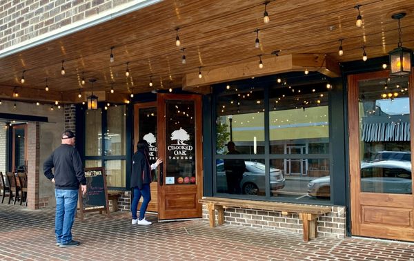 CROOKED OAK TAVERN - Updated December 2025 - 267 Photos & 276 Reviews ...