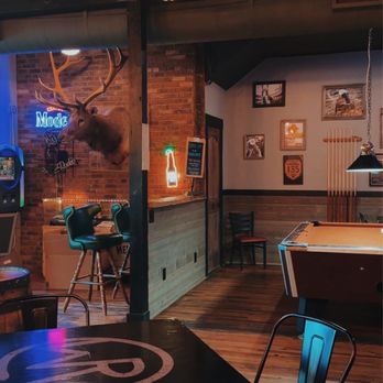 WHISKEY RIVER TAVERN - Updated January 2025 - 201 Photos & 109 Reviews ...