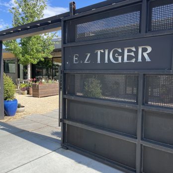 EZ TIGER - Updated May 2025 - 198 Photos & 180 Reviews - 222 E Chestnut ...