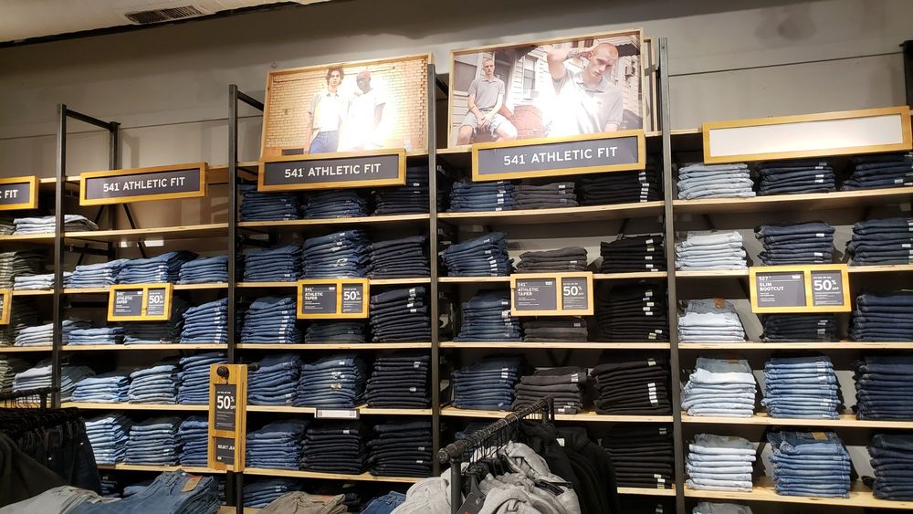 LEVI’S OUTLET STORE - Updated April 2025 - 24 Photos - 2602 Sawgrass ...