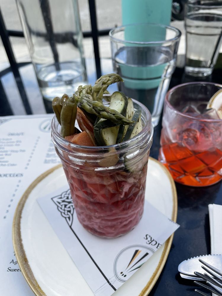 MULLEADY’S IRISH PUB - Updated October 2025 - 222 Photos & 386 Reviews ...